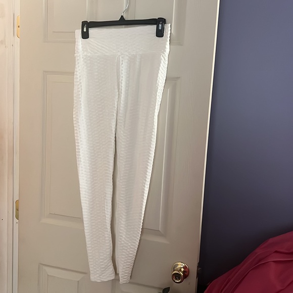 viki body | Pants & Jumpsuits | Viki Body Leggings Large | Poshmark